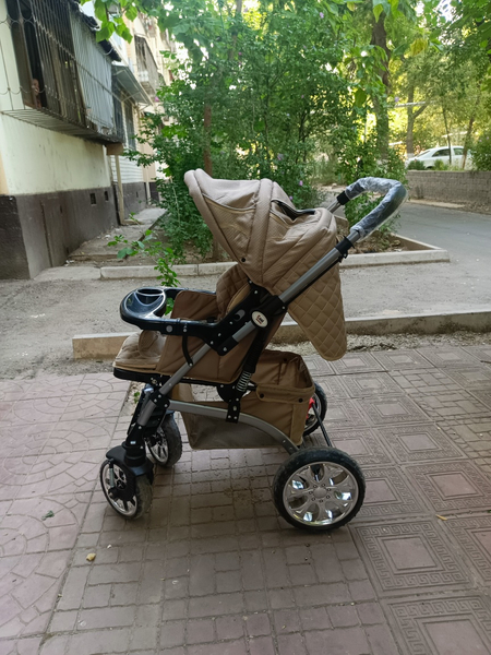 Detskiy yangi kolyaska