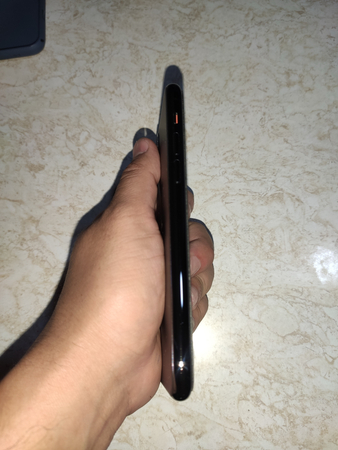 iPhone 11 pro в отличном состоянии
