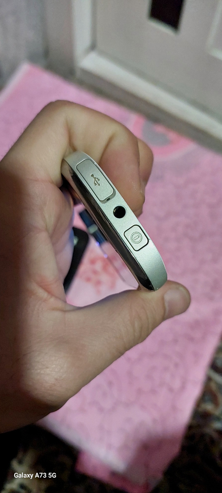 Nokia C7 ideal sastayanada Nokia N8 yaxshi sastayanada imeika bor