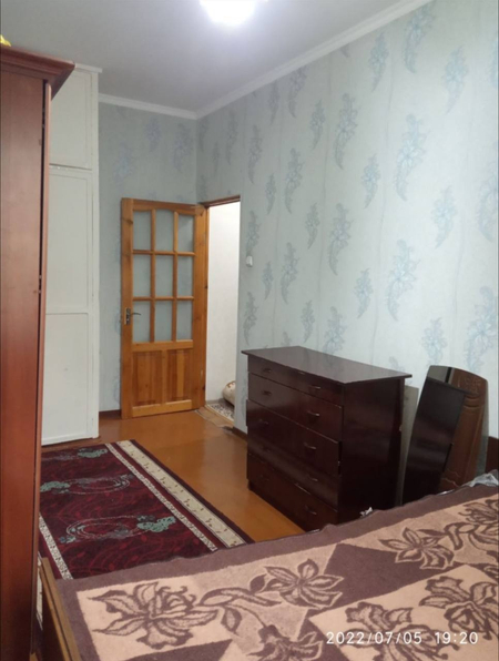 #СИНГАПУРСКИЙ, 2/4/4, Квартира Сотилади, Ориентир Метро Чиланзар.