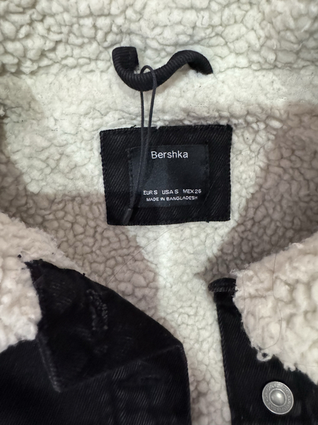 Bershka крутка