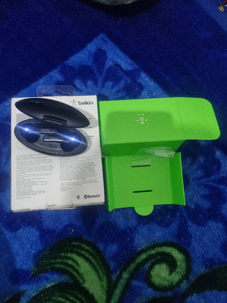 Belkin airpods yangi