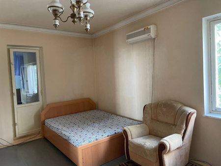 Ойбек метро 1в 2/8/9 Аленка