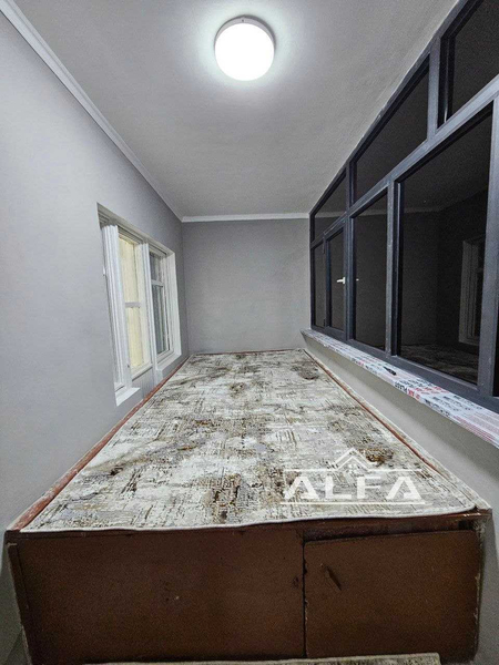 3 xonali 85m² 2-qavat sotiladi.