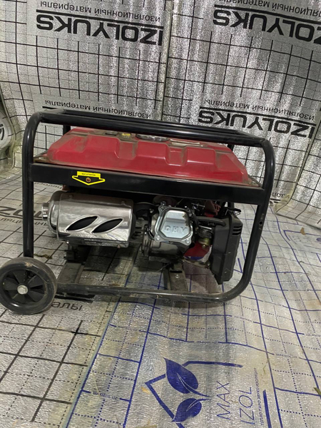 Dvijok generator sotiladi