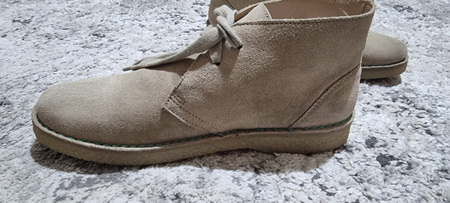 Продам дезерты Geox.