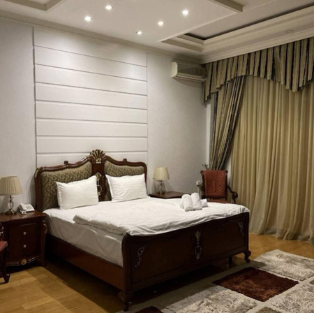 Queens Hotel - гостиница в центре Ташкента!