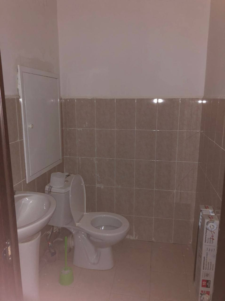 Сотилади. ЯнгиХаёт тум.  2/3/7.  71м²