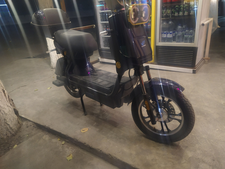Skuter velomax dimansh