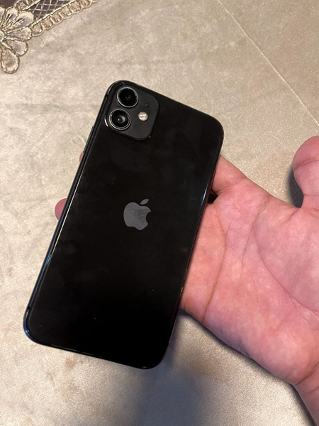 iphone 11 срочно продоется