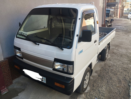 Labo bor sastayanasi zur