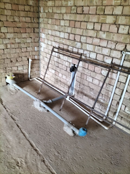 Sabzavot mahaladan 2.5 km ichkarida