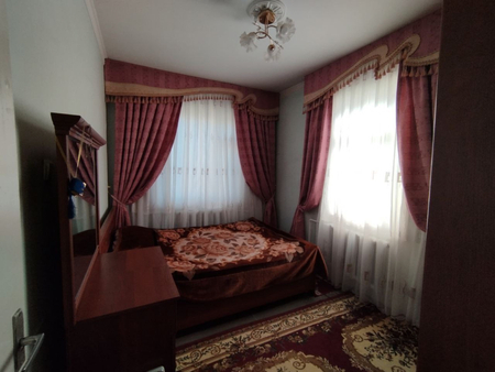 Срочно продается 2 ком квартира  в шайхантахур район