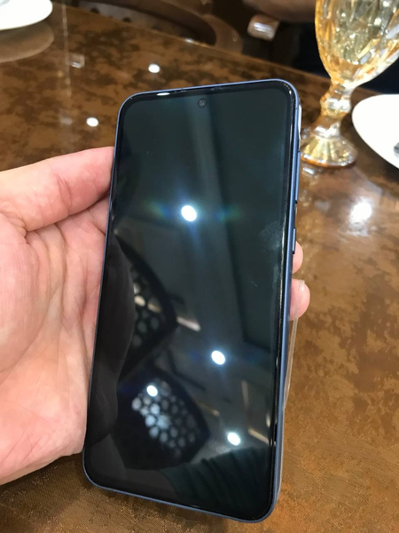 Samsung A55 ideal holatda