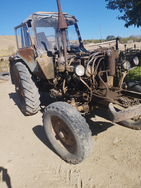 Traktor Belarus 80 mtz