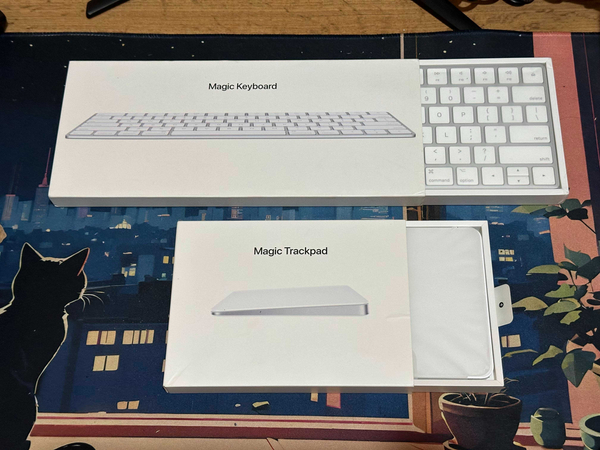Apple magic keyboard va magic trackpad sotiladi