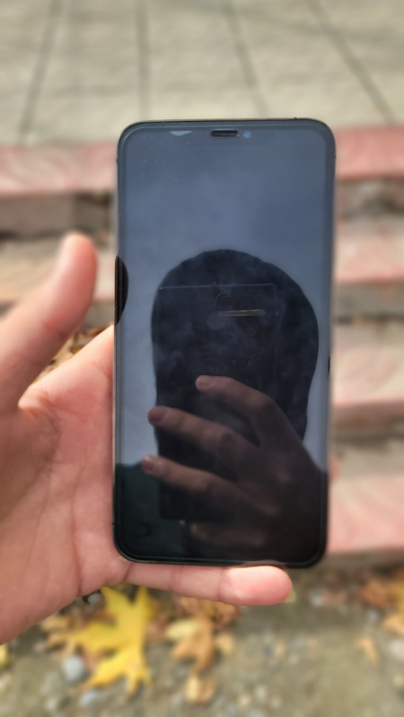 Iphone XS MAX sotiladi