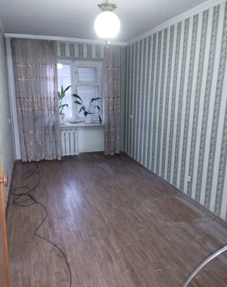 Продам 2в3ком !!! Чилонзар 23кв балкон 2*6