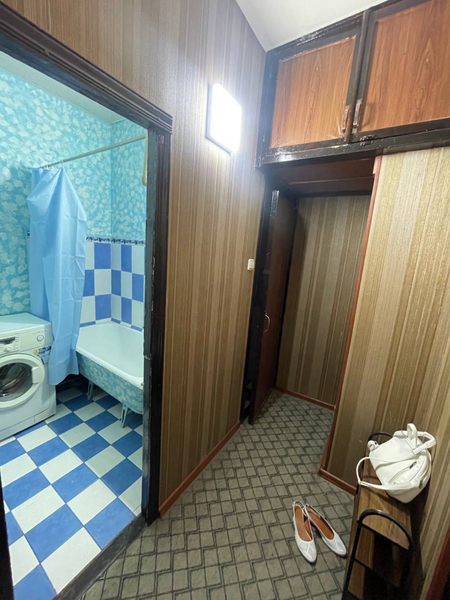Продам квартиру 1/1/4 чиланзар 6