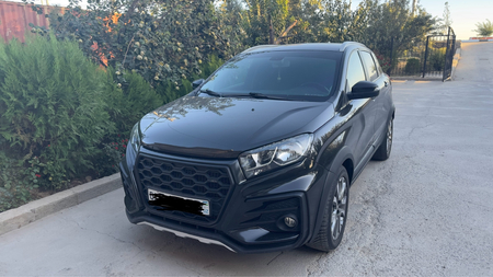 Lada X RAY cross