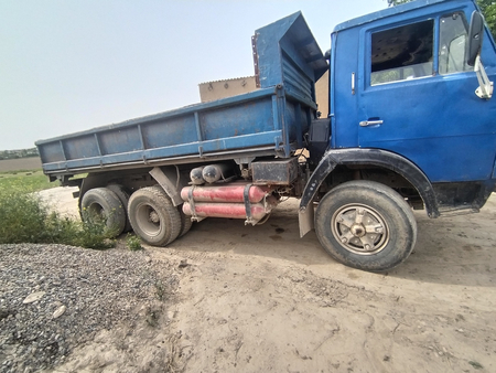Kamaz sotiladi nahadu ishlab turgan kamaz yili 80 dokumendi ikki varoq