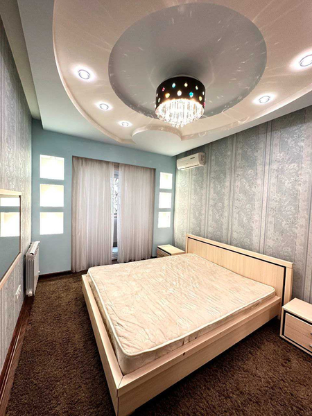 #2556 Продаётся квартира 4/3/4 улица Садык Азимова