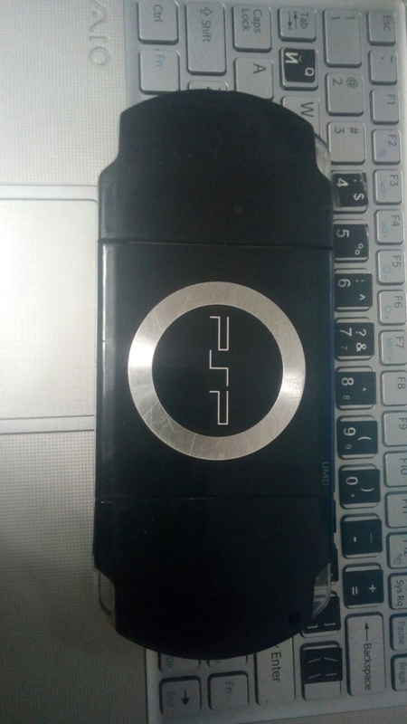 Click.SonyPSP 8Gb Wi-Fi,прошитый,закачано105игр,музыка,видео.Гарантия!