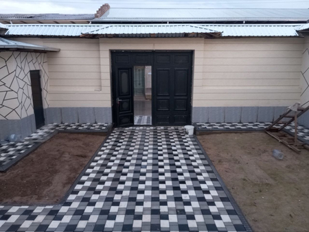 Hovli sotiladi 2.5 sotiq