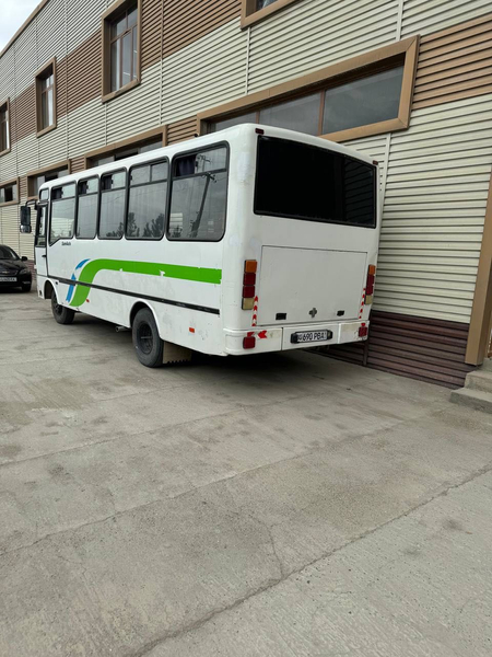 Avtobus Izusu holati yaxshi
