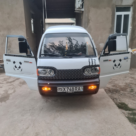 Holati zor pitnolari bor bir ikki joyida kraska yoq
