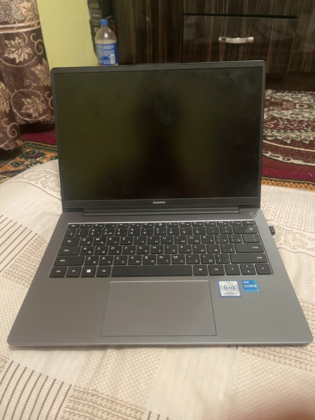 Noutbook Huawei MateBook D14