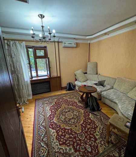 ПРОДАЕТСЯ 1в2/2/4
на Ц-2 Аллея
(Юнусабадский район)