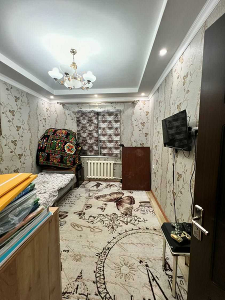 Срочно продаётся 4/3/5 кв на карасу-3