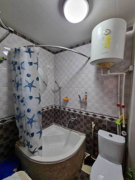 Продаётся 2х квартира на 4 этаж ор р НИХОЛ КАЛСО