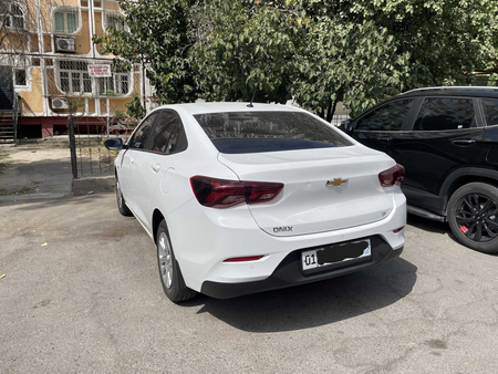 Onix 3LT MT 2024-yil 12000$