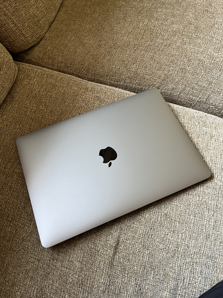 Macbook Pro 13inch 2020 M1 100%