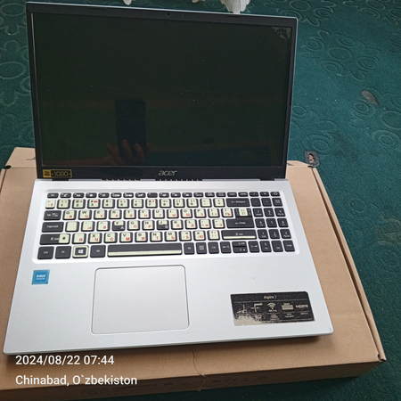 Acer Aspire 3 ofisnoy notebook
