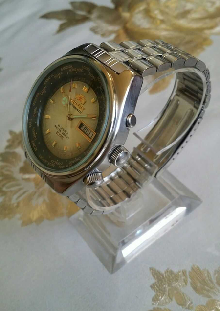 Продам часы Orient-automatic