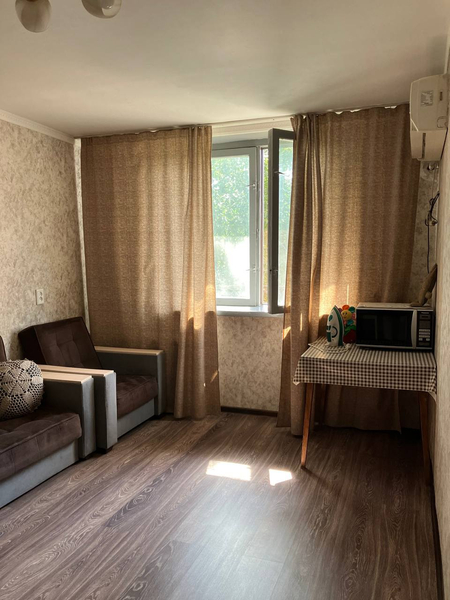 Продаётся 1/4/4 Буюк ипак йули метро