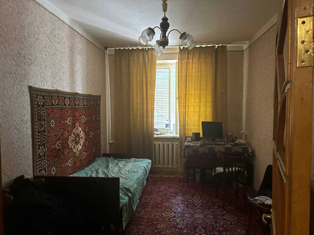 Продаётся квартира на Ц-13 под офис