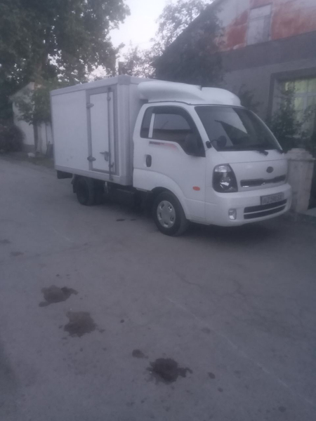 Kia bongo  3 тн холати яхши