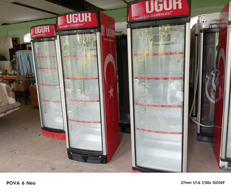 Продаю UGUR холодильник