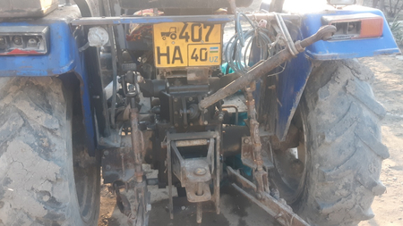 Traktor sotiladi LUZHOHG 354