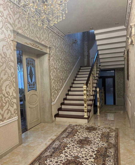 Продается дом в Мирзо Улугбекском районе (Центр Луначарский)