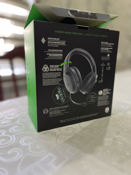 Naushnik Razer Barracuda X