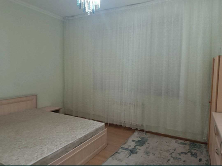 sergeli 12 metro bekati yonida 1xonali uy ijaraga beriladi