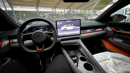 Продоется Zeekr 001 Z-sport