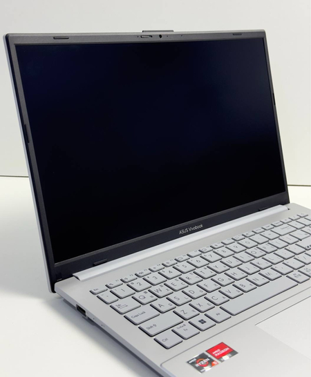 Asus VivoBook Ryzen 5 7520U = Core i5 13- avlod. Dasturlash uchun. New