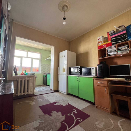 Срегилийда квартира сотилади 0404