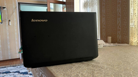 Noutbook lenovo sotiladi
